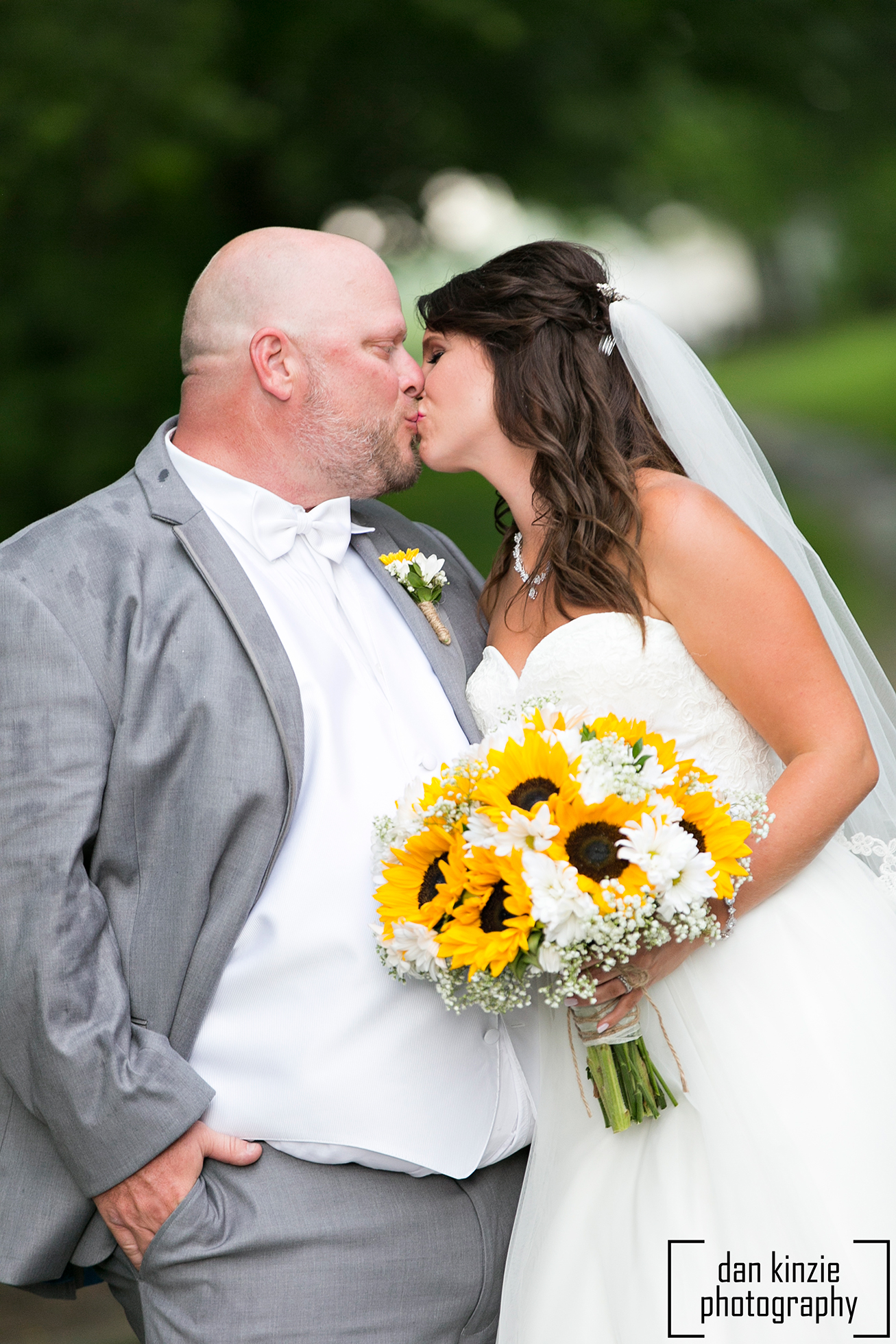 dan kinzie photography | Shannon and Ricky, married at the Inn and Onenta